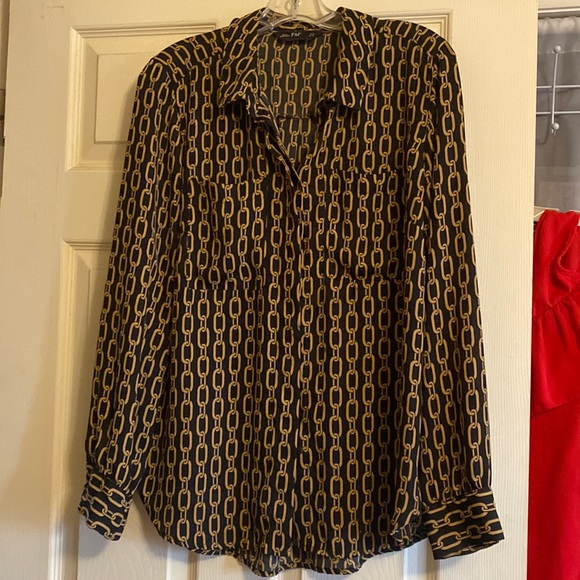 F & F | Tops | Ff Long Sleeved Blouse Black With Gold Chain Link ...